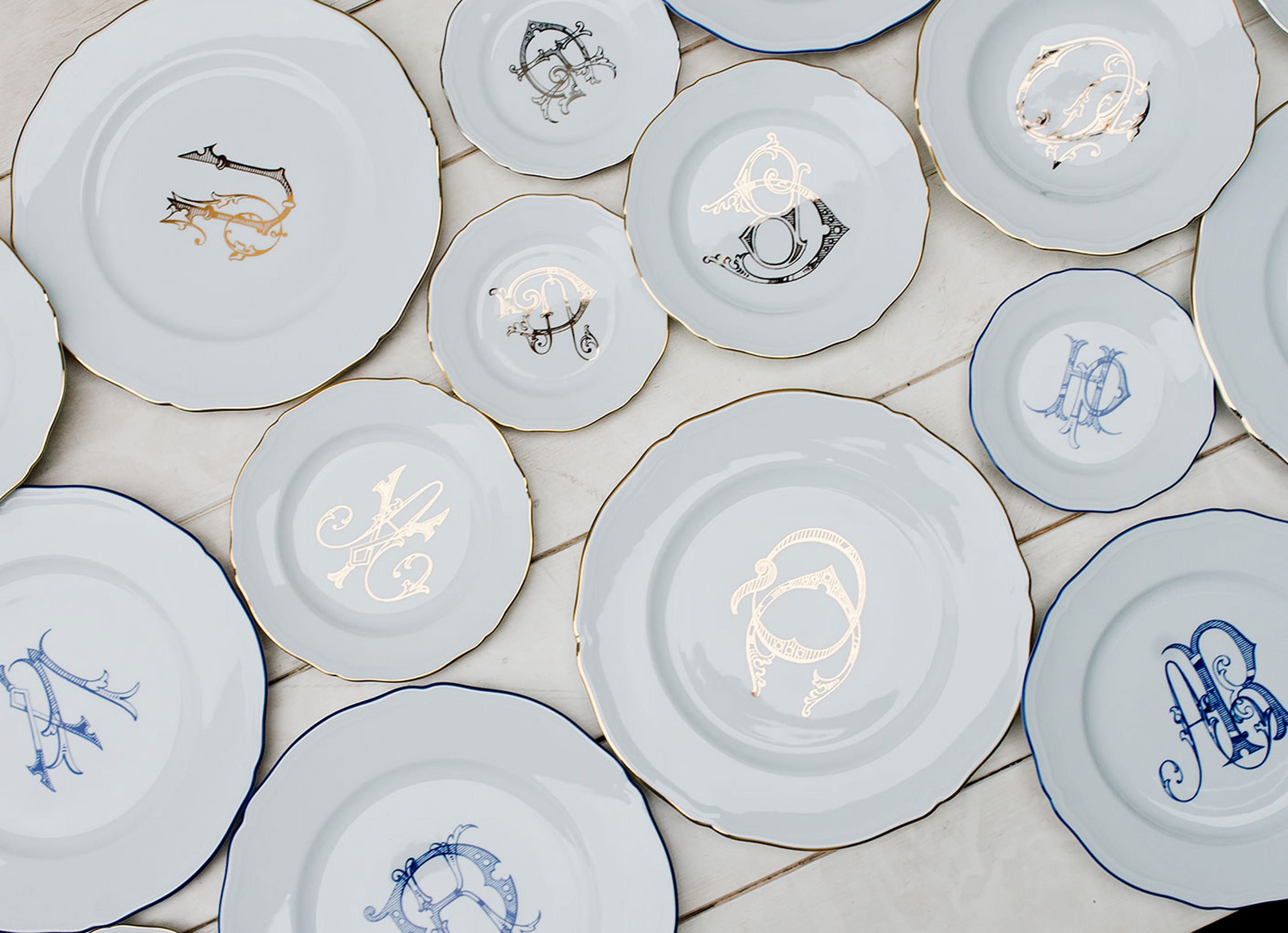 Bread plate Corona Monogram oro | GINORI 1735